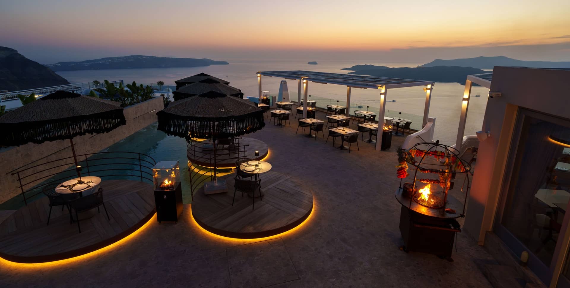 The Caldera Restaurant | Santorini Dining | Volcano View Hotel